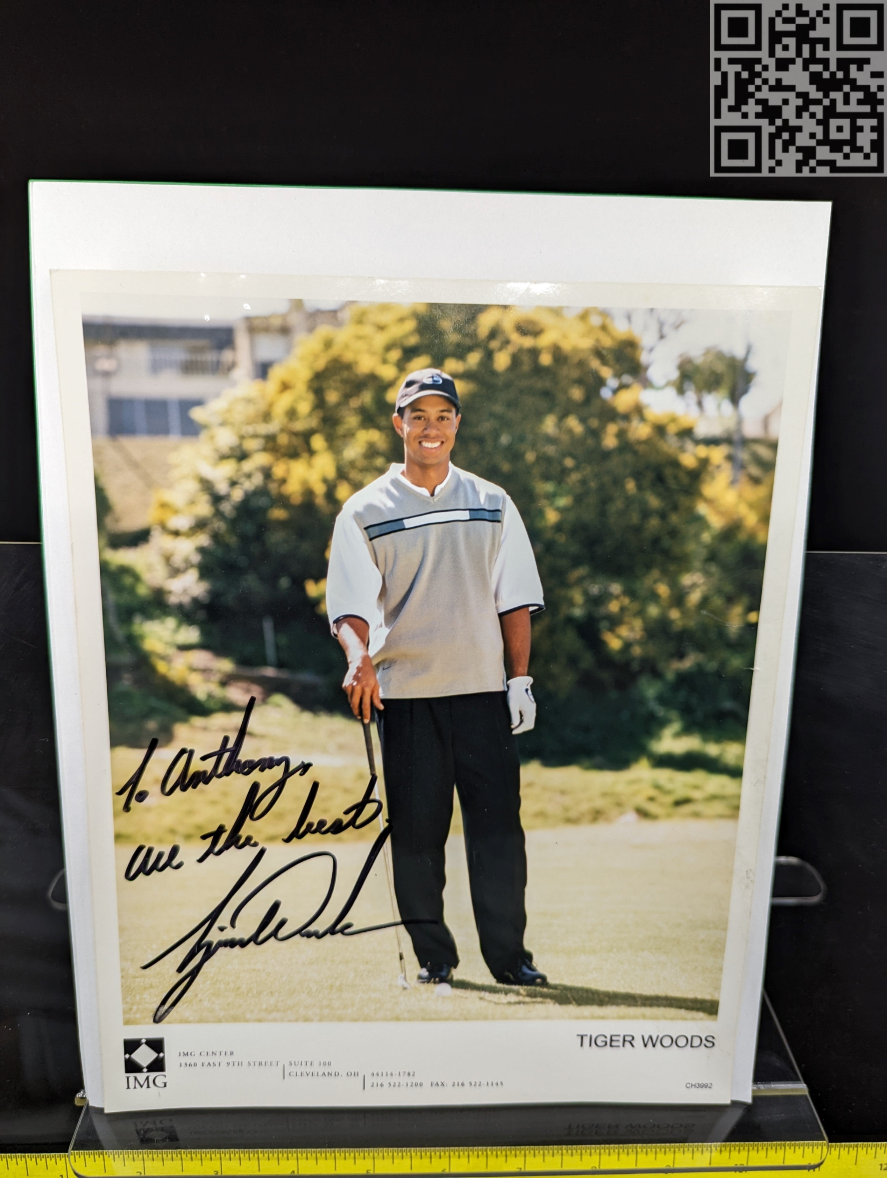2000 Tiger Woods Signed IMG 8x10 Photograph – Grand Slam Moments